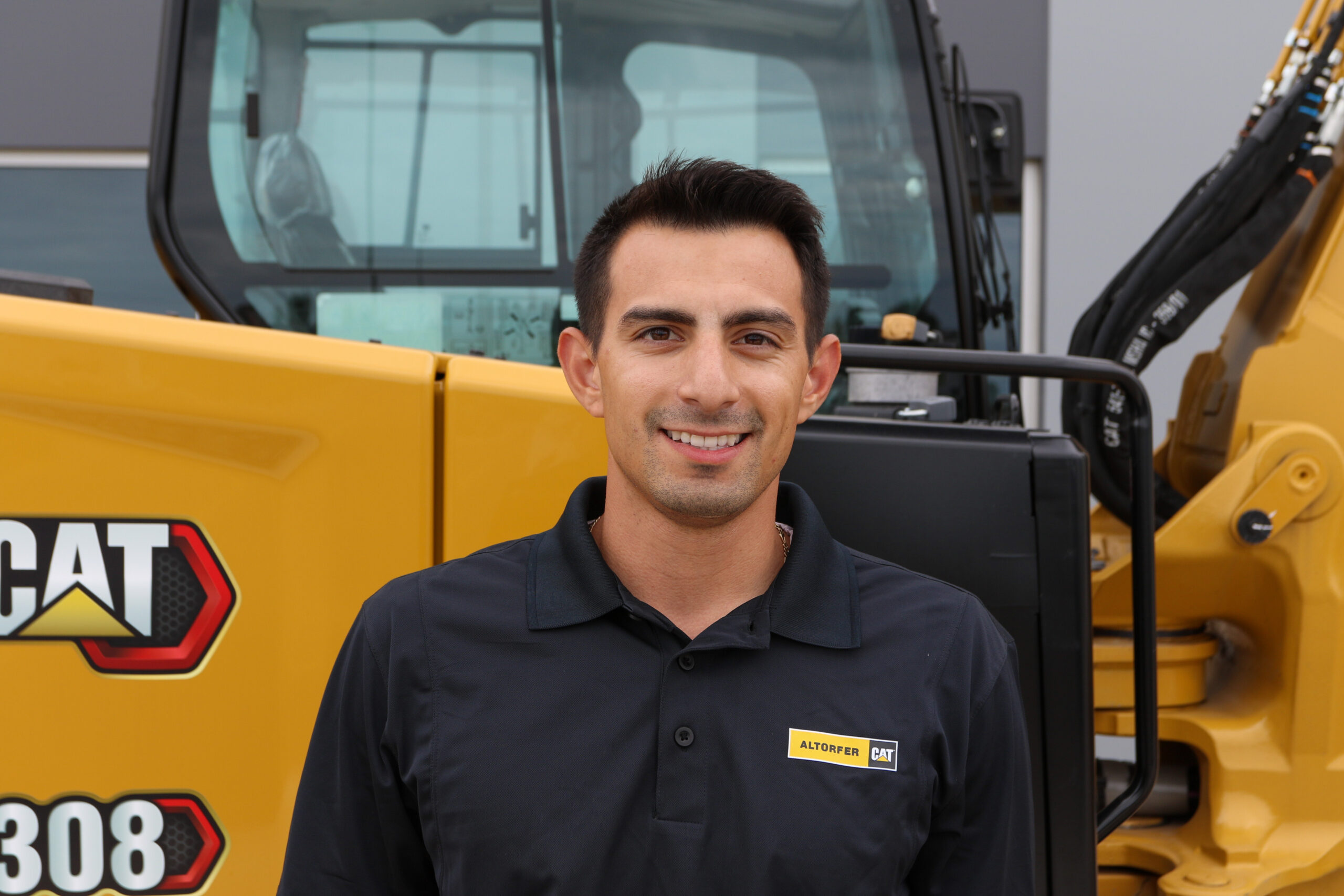 INTRODUCING PAYTON MACKIN - Altorfer Cat